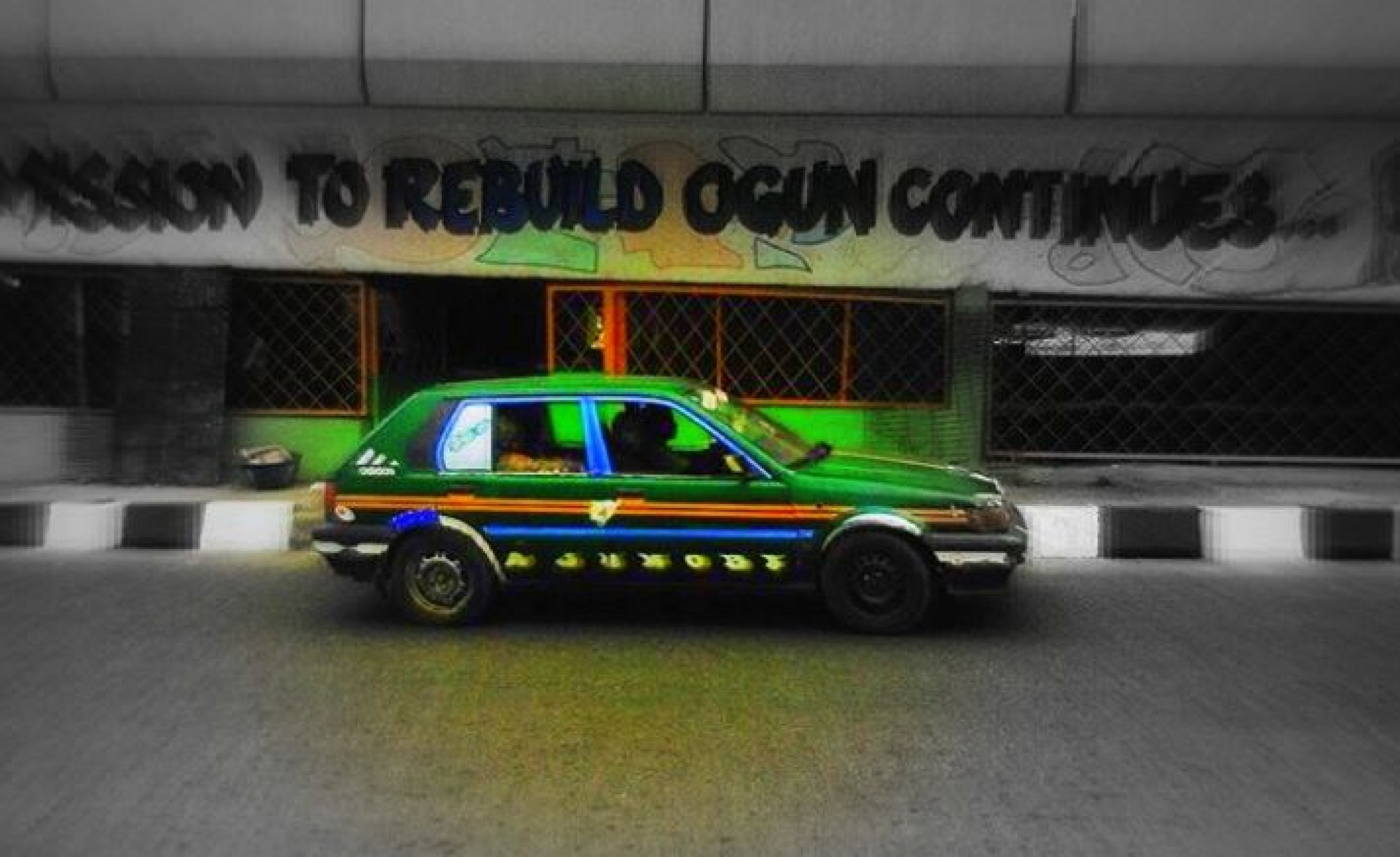 Nigeria: The Many Coat of Colours of the Nigerian Local Taxis ...